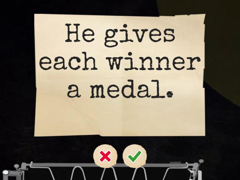 I give each winner a medal. - Flash cards